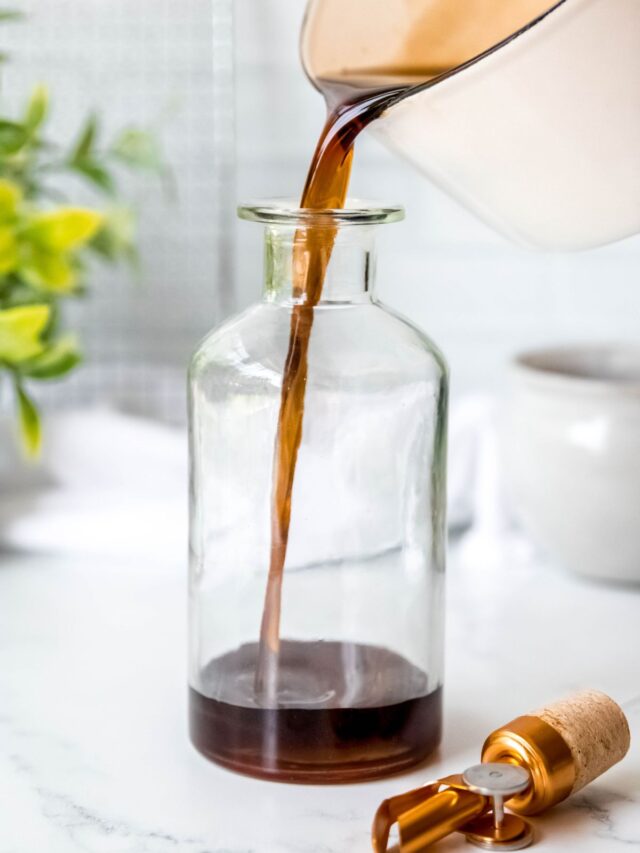 Brown Sugar Syrup - coffeecopycat.com