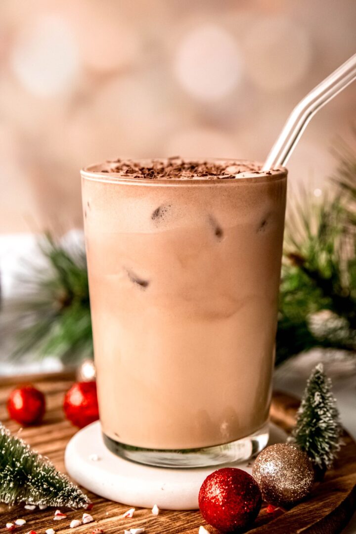 Merry Mint White Mocha Recipe (Starbucks Copycat) - coffeecopycat.com
