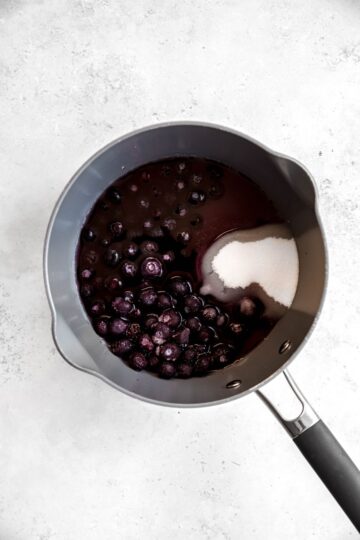 Homemade Blueberry Syrup - coffeecopycat.com