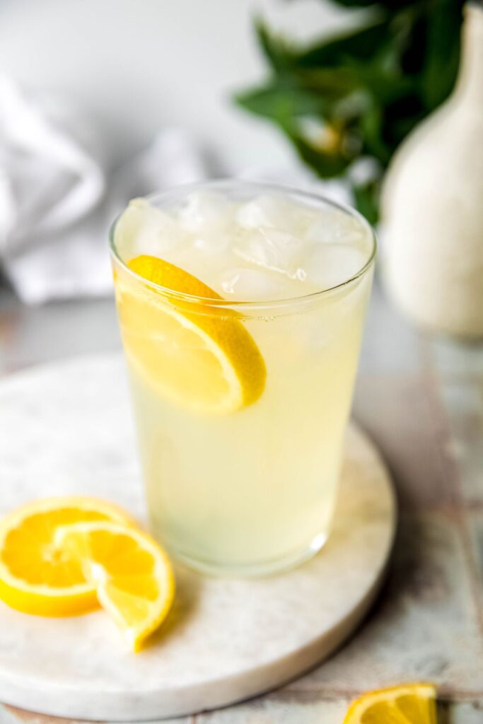 Easy Homemade Lemonade (3 Ingredients!) - coffeecopycat.com