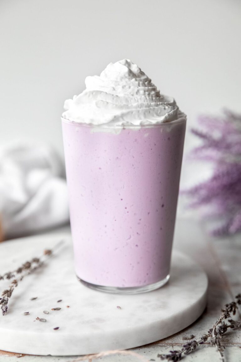 Lavender Crème Frappuccino (Starbucks Copycat) - coffeecopycat.com